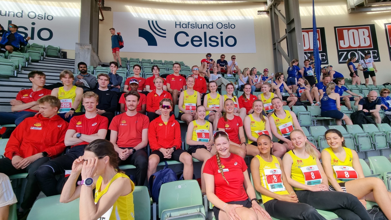 Ny norsk U-18 rekord på 300 meter & Holmekollstafetten 2024 ...